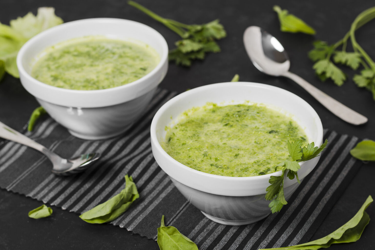 Recette de Soupe froide de concombre et menthe